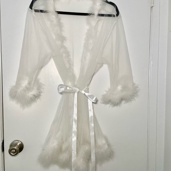 Hustler Hollywood | Intimates & Sleepwear | Hustler Hollywood Sexy Boa ...